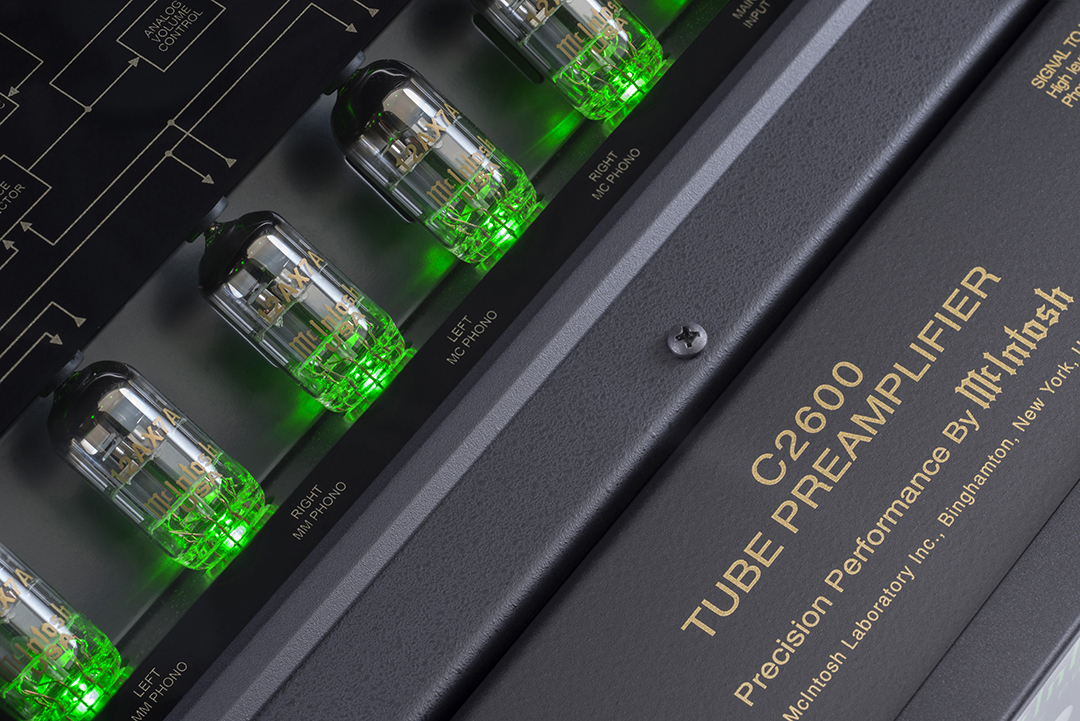 McIntosh C2600 Vacuum Tube Preamplifier