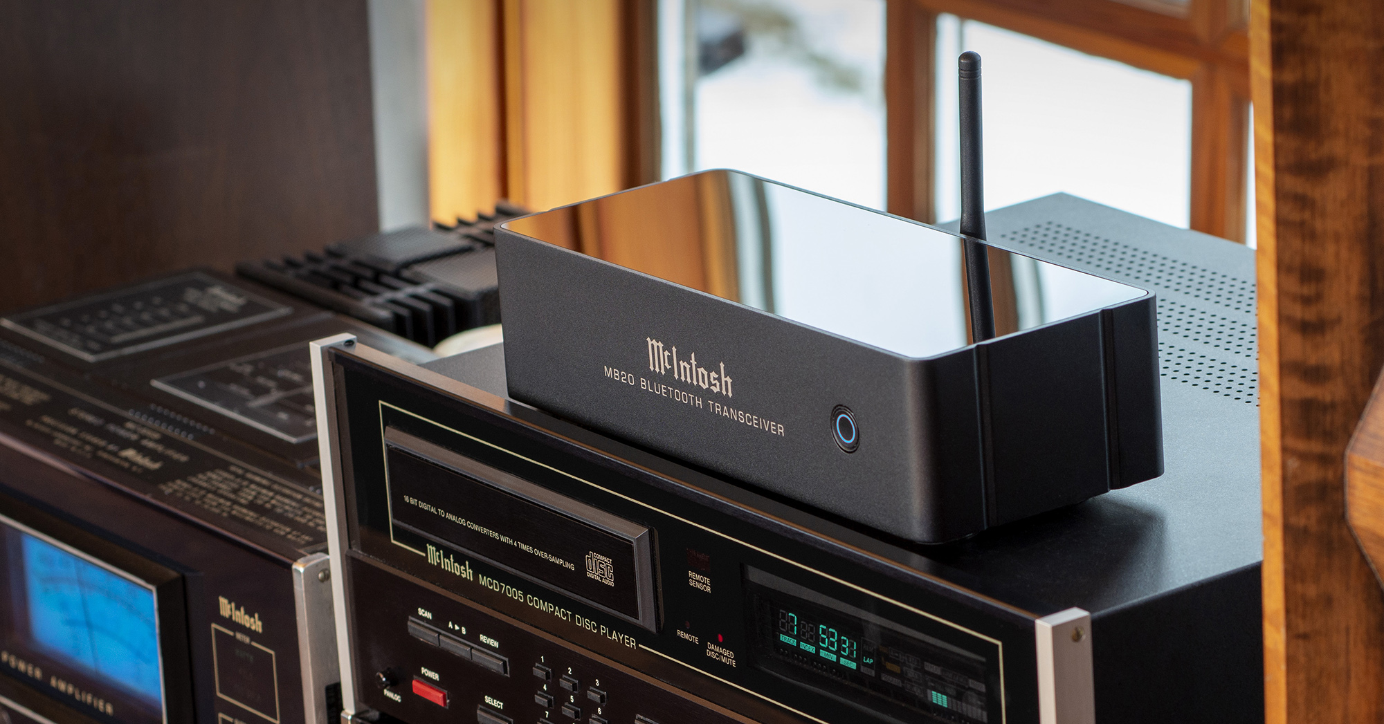 McIntosh MB20 Bluetooth Transceiver