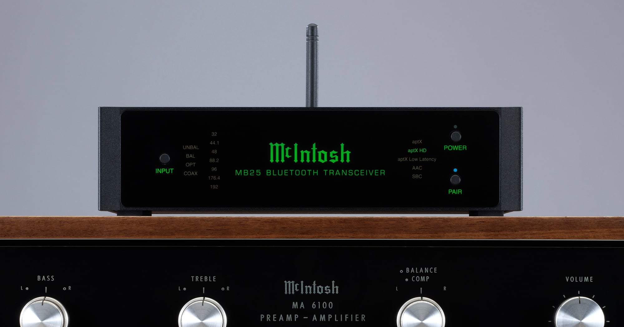 McIntosh MB25 Bluetooth Transceiver