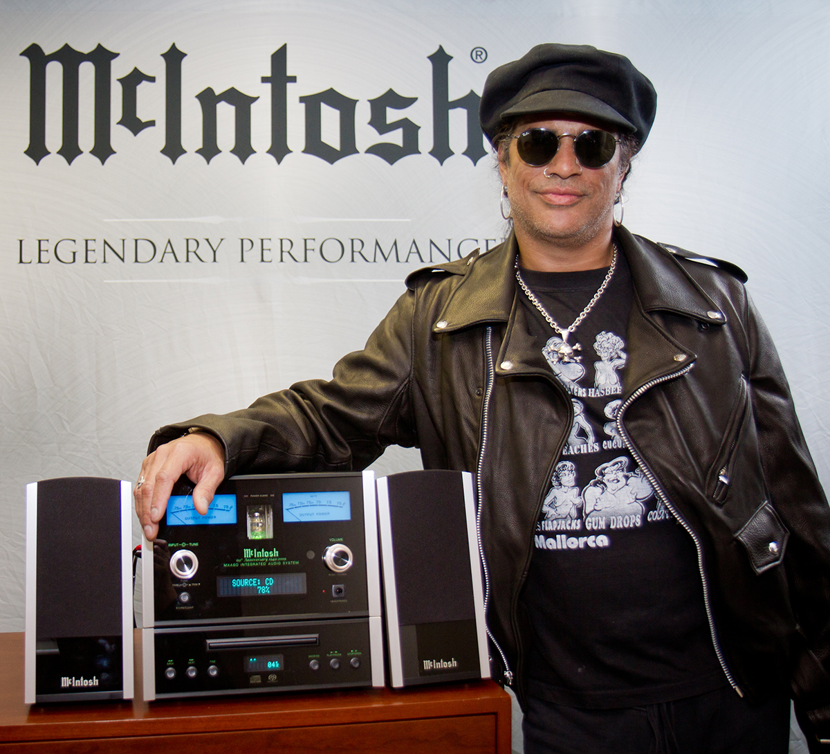 McIntosh Honors 2012 Rock & Roll Hall of Fame Performing Inductees