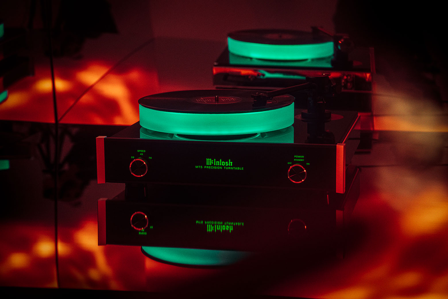 McIntosh MT5 Precision Turntable