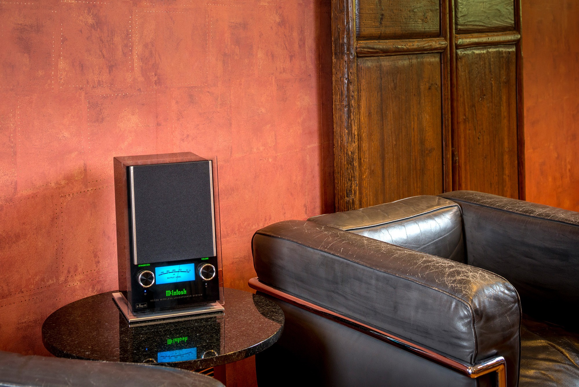 McIntosh RS100 Wireless Loudspeaker
